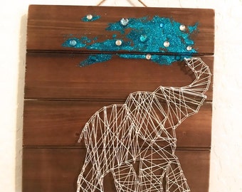 Elephant string art | Etsy