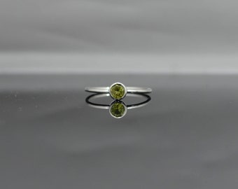 Natural peridot ring | Etsy