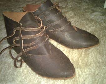 Medieval shoes | Etsy