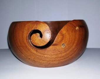 Chiagoo Wooden Yarn Butler