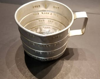 Measuring cups | Etsy