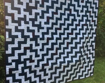 Labyrinth quilt | Etsy