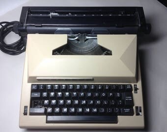 Electric typewriter | Etsy