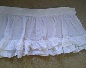 Cream dust ruffle with ruffle hem custom bed skirt shabby