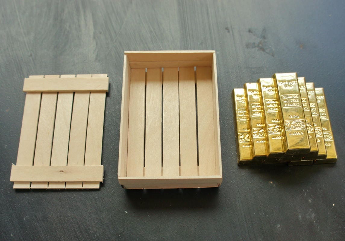 1/6 Scale Miniature Gold Bullion Bars 10 pcs and Wooden