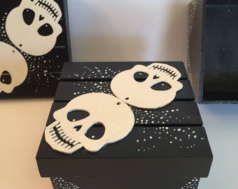 Skull box | Etsy