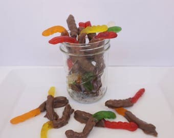 Mason jar party favors for gummy worms printable DIY mason jar