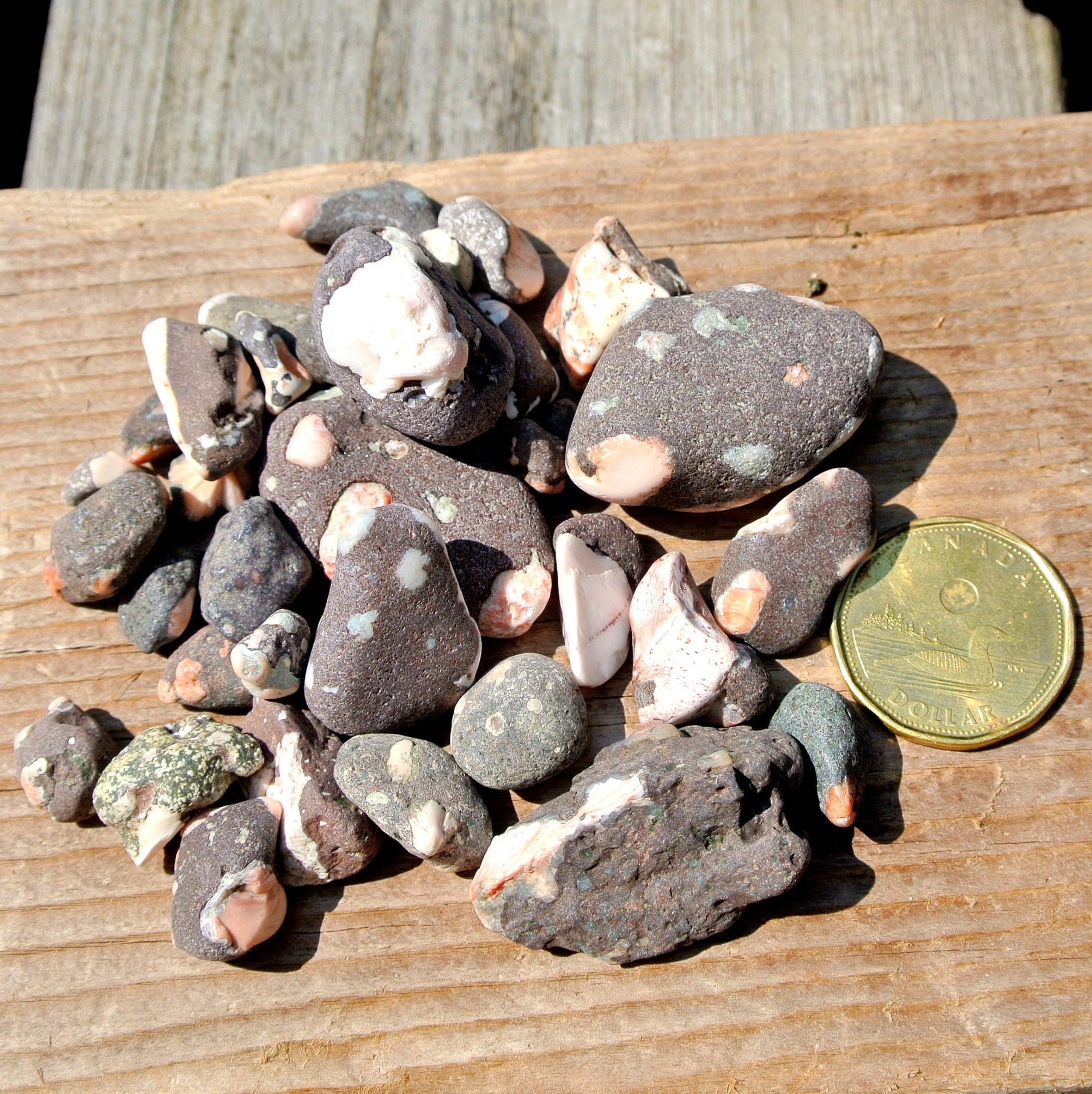 Zeolites in Basalt * 4.05 oz * Lake Superior Stones * Rare * Unpolished ...