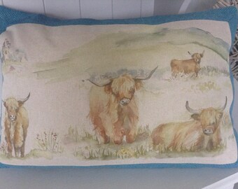 Highland cow cushion | Etsy
