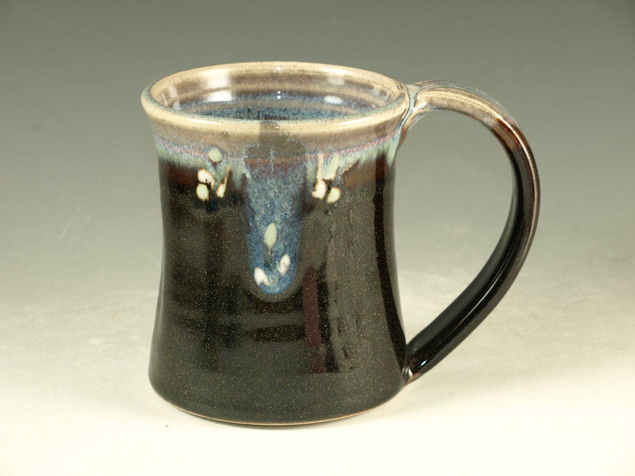 Large pottery Mug 20oz in tenmoku black glaze great