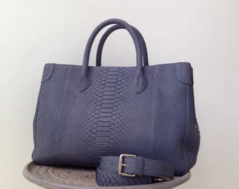 IndoPython handmade leather bags purses and wallets by IndoPython