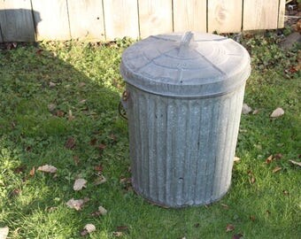 Vintage trash can | Etsy