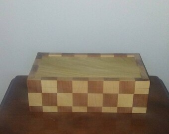 Checkered box | Etsy