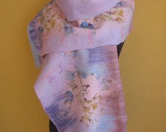 Felt Felted shawl Bridal shawl Elegant white Wavy Ruffle