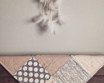 Neutral baby quilt | Etsy