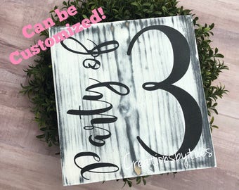 Party of 4 sign | Etsy