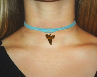 Shark tooth choker | Etsy