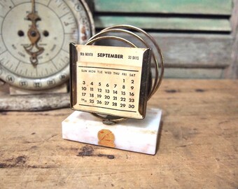 Calendar holder | Etsy