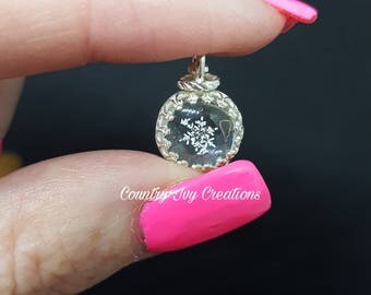 Real Preserved Snowflake Jewelry & more.... by CountryIvyCreations