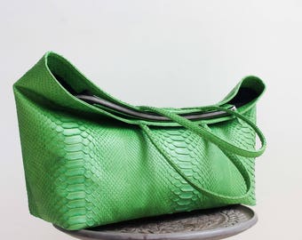 IndoPython handmade leather bags purses and wallets by IndoPython