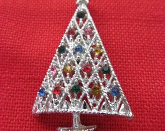 Christmas tree pin | Etsy