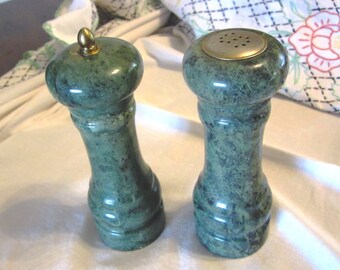 Salt and pepper grinder | Etsy