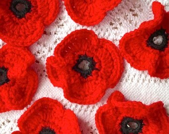 Poppy lapel pin | Etsy