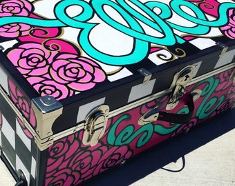 Chic Girls Custom Camp Trunk Design