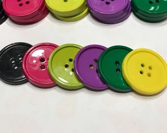 50 piece small to tiny Kelly green assorted acrylic button
