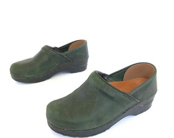 Green platform shoes | Etsy