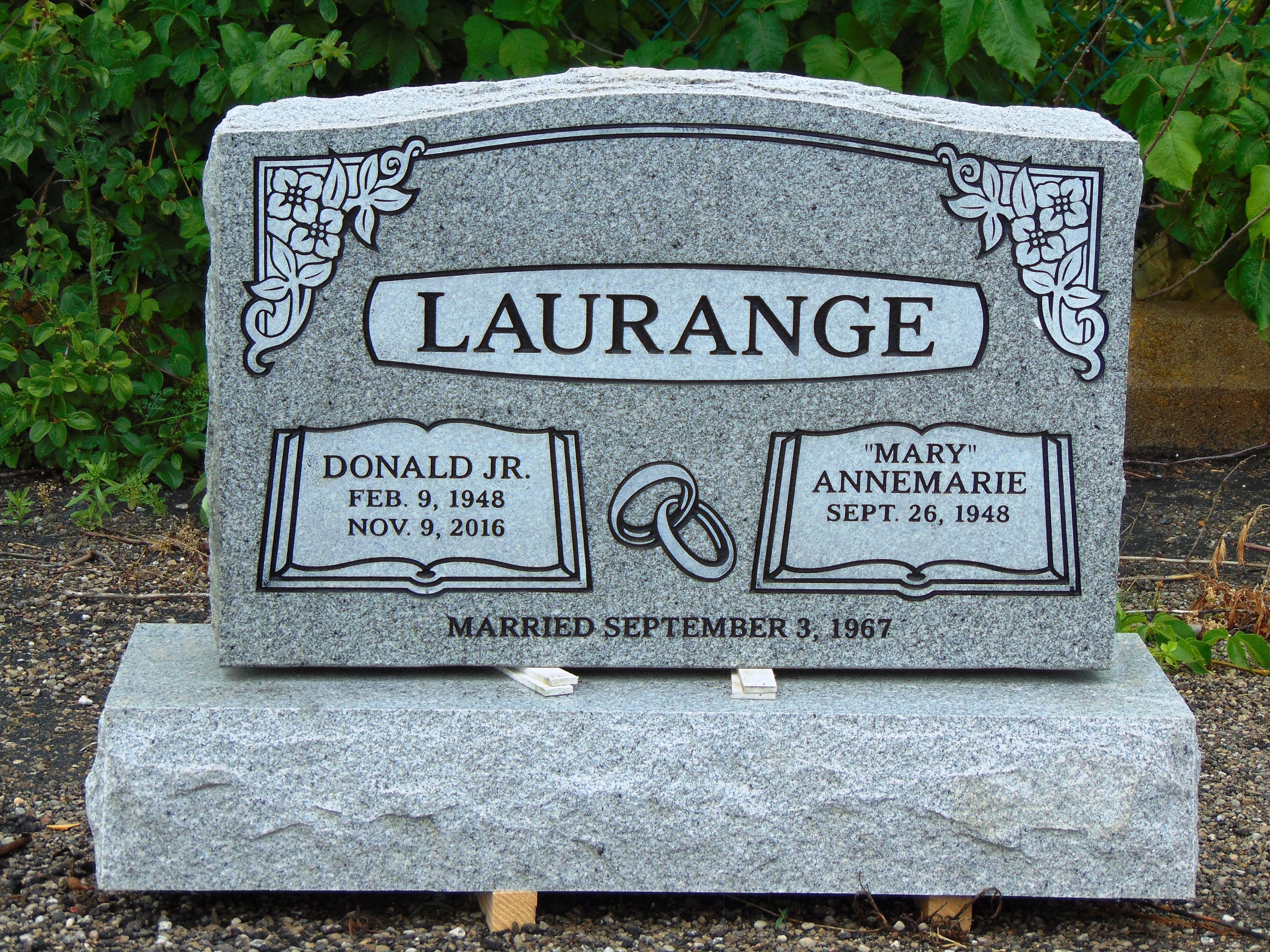 Cemetery Granite Headstone 30 X 6 X 20 Gray Companion