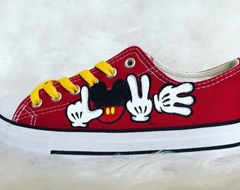 Mickey converse | Etsy