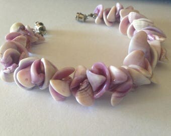 Pink shell bracelet | Etsy