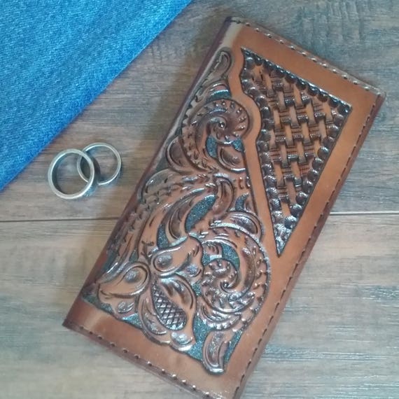 Men's Leather Checkbook Style Wallet | semashow.com