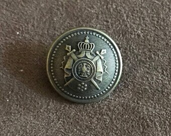 Sets of Lightweight Antique Silver Crest Buttons for Suits
