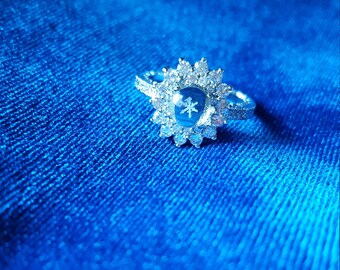 Real Preserved Snowflake Jewelry & more.... by CountryIvyCreations