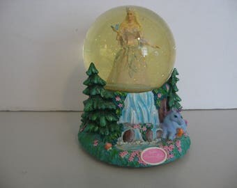 Musical snow globe | Etsy