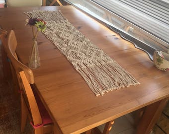 Macrame table runner | Etsy