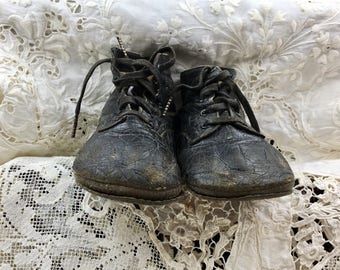 Vintage baby shoes | Etsy