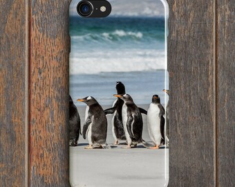 Penguin phone case | Etsy