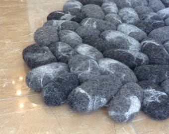 Felt stones rug | Etsy