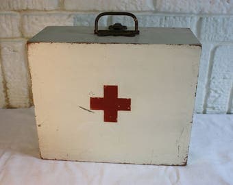 American red cross | Etsy