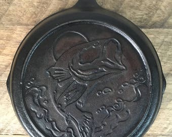 Cast iron fish | Etsy