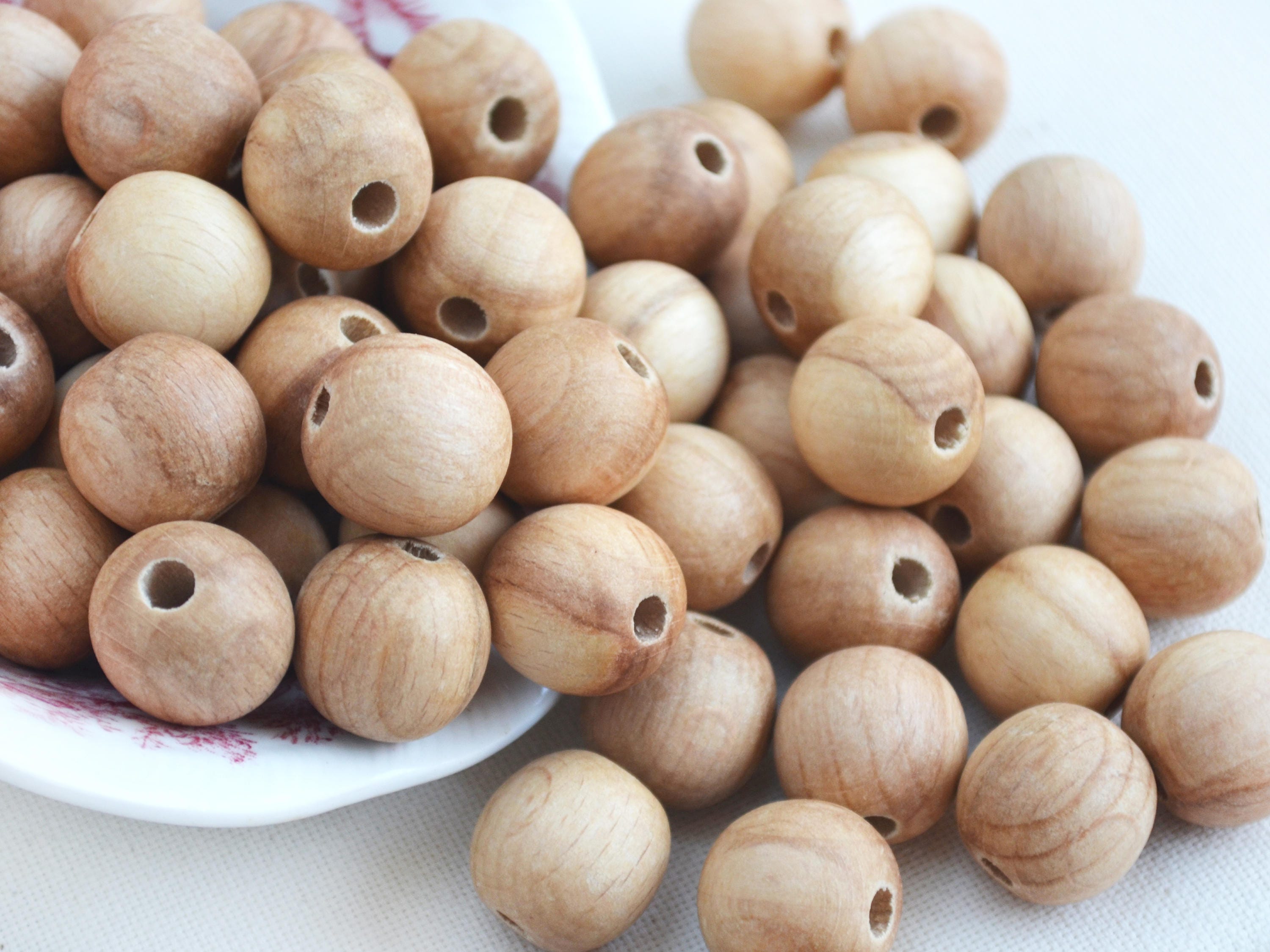 25pcs 19mm Wooden Beads Apple Wood Beads Natural