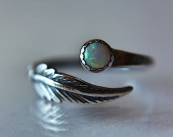 Feather ring | Etsy