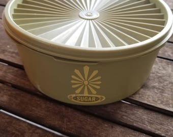 Green tupperware | Etsy