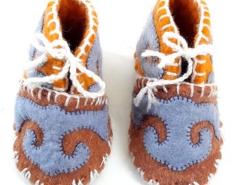 Felt baby shoes | Etsy
