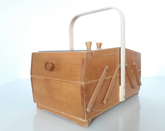 Vintage sewing box | Etsy