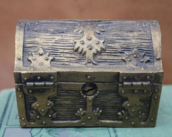 Treasure chest bank | Etsy