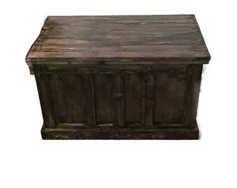 Blanket chest | Etsy